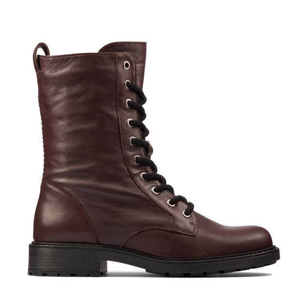 Shop Women’s Shoes Online in Kuwait – Shop Flats, Heels & More – Clarks ...