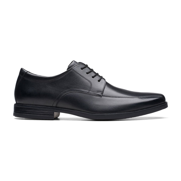 Derby Shoes – Clarks Kuwait